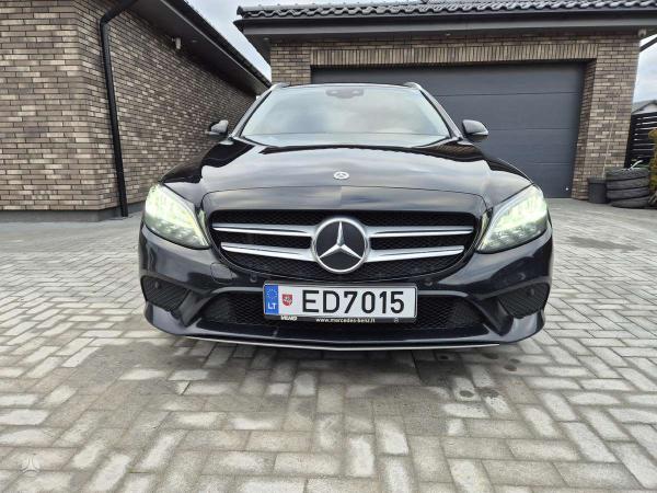 Black Mercedes-Benz C 300 2020 in Klaipeda, with an engine capacity of 2.00 L and mileage of 255 thousand km for 16400 €, photo 2 on AUTOMOTO.COM.LV