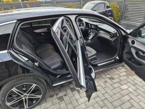 Melns Mercedes-Benz C 300 2020 Klaipėda, ar dzinēja tilpumu 2.00 L un nobraukumu 255 tūkst. km par 16400 €, foto 15 vietnē AUTOMOTO.COM.LV
