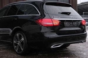 Melns Mercedes-Benz C 300 2020 Kauņa, ar dzinēja tilpumu 1.95 L un nobraukumu 224 tūkst. km par 16300 €, foto 6 vietnē AUTOMOTO.COM.LV