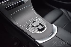 Melns Mercedes-Benz C 300 2020 Rīga, ar dzinēja tilpumu 2.00 L un nobraukumu 168 tūkst. km par 18900 €, foto 6 vietnē AUTOMOTO.COM.LV