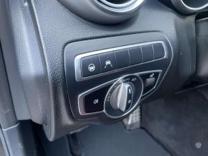 Melns Mercedes-Benz C 300 2020 Šauļi, ar dzinēja tilpumu 2.00 L un nobraukumu 115 tūkst. km par 15800 €, foto 18 vietnē AUTOMOTO.COM.LV
