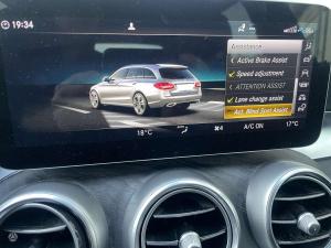 Melns Mercedes-Benz C 300 2020 Šauļi, ar dzinēja tilpumu 2.00 L un nobraukumu 115 tūkst. km par 15800 €, foto 21 vietnē AUTOMOTO.COM.LV