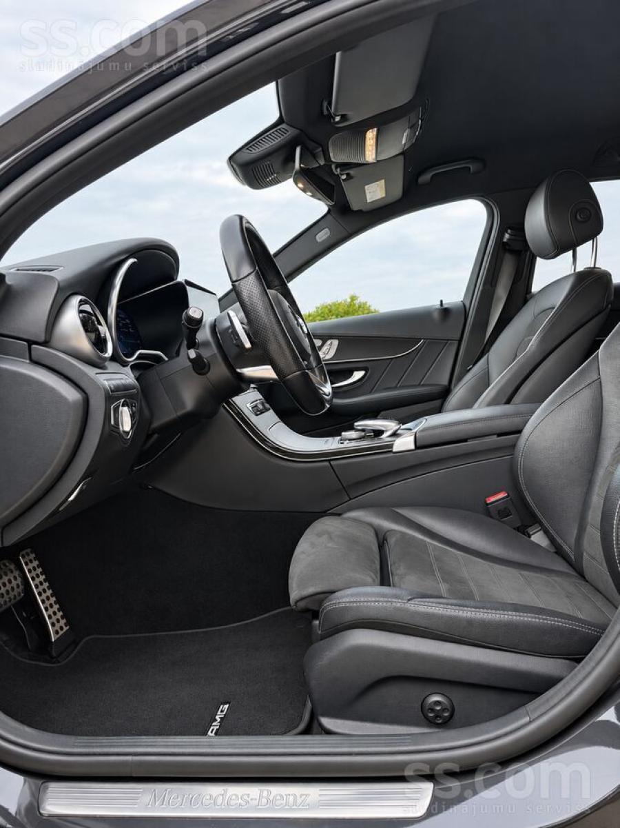 Black Mercedes-Benz C 300 2020 in Riga, with an engine capacity of 2.00 L and mileage of 194 thousand km for 21099 €, photo 13 on AUTOMOTO.COM.LV