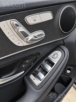 Black Mercedes-Benz C 300 2020 in Riga, with an engine capacity of 2.00 L and mileage of 194 thousand km for 21099 €, photo 14 on AUTOMOTO.COM.LV