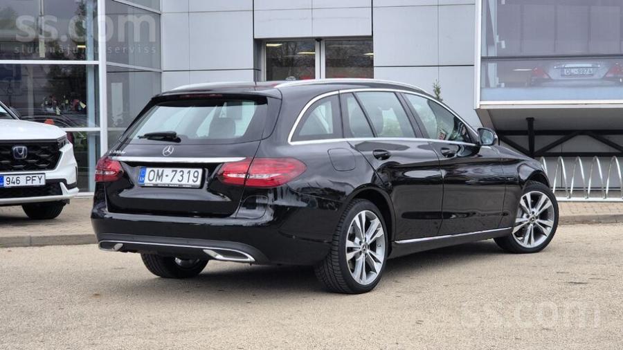 Melns Mercedes-Benz C 300 2020 Rīga, ar dzinēja tilpumu 2.00 L un nobraukumu 168 tūkst. km par 19900 €, foto 8 vietnē AUTOMOTO.COM.LV
