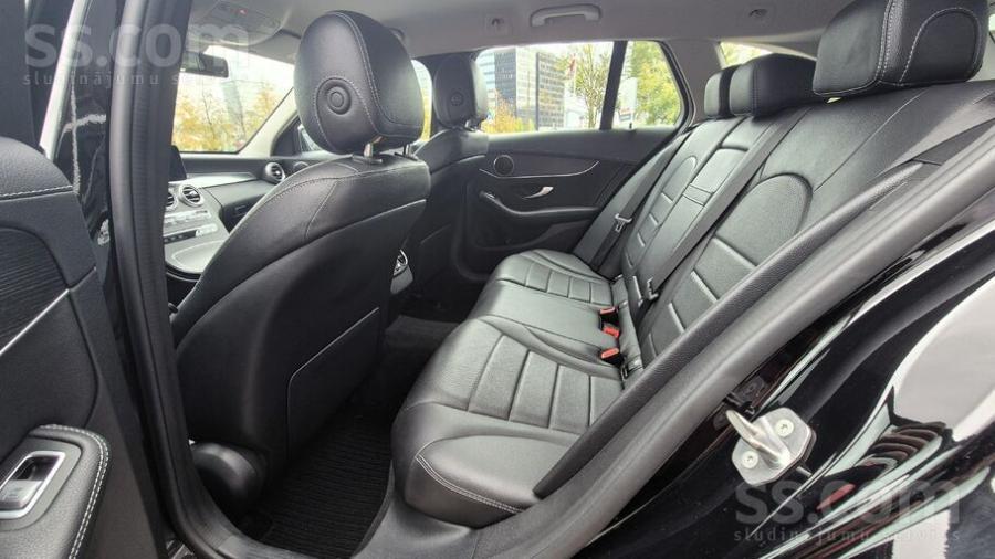 Melns Mercedes-Benz C 300 2020 Rīga, ar dzinēja tilpumu 2.00 L un nobraukumu 168 tūkst. km par 19900 €, foto 25 vietnē AUTOMOTO.COM.LV