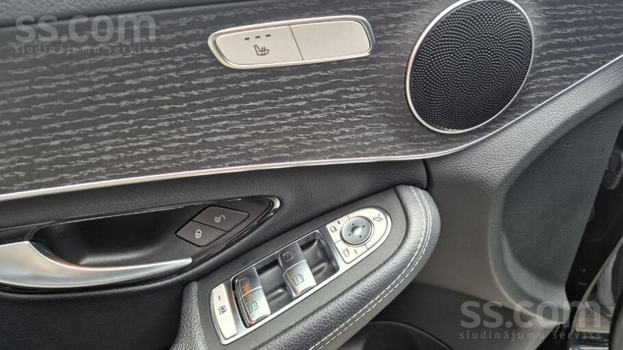 Melns Mercedes-Benz C 300 2020 Rīga, ar dzinēja tilpumu 2.00 L un nobraukumu 168 tūkst. km par 19900 €, foto 48 vietnē AUTOMOTO.COM.LV