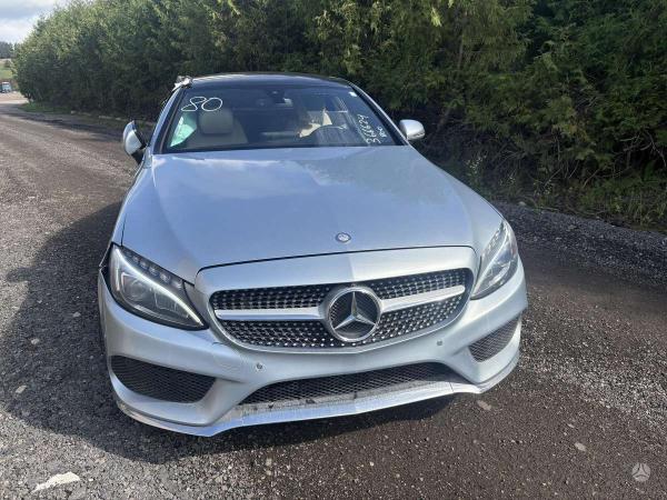 Zils Mercedes-Benz C 300 2017 Kauņa, ar dzinēja tilpumu 2.00 L un nobraukumu 123 tūkst. km par 12999 €, foto 7 vietnē AUTOMOTO.COM.LV