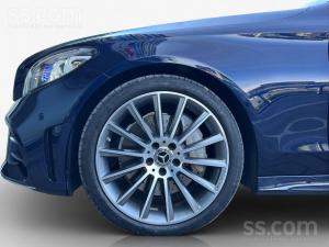 Blue Mercedes-Benz C 300 2020 in Riga, with an engine capacity of 2.00 L and mileage of 18 thousand km for 41990 €, photo 23 on AUTOMOTO.COM.LV