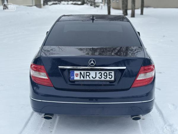 Blue Mercedes-Benz C 300 2010 in Vilnius, with an engine capacity of 3.00 L and mileage of 240 thousand km for 6700 €, photo 5 on AUTOMOTO.COM.LV