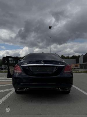 Blue Mercedes-Benz C 300 2015 in Vilnius, with an engine capacity of 1.99 L and mileage of 95 thousand km for 15200 €, photo 5 on AUTOMOTO.COM.LV