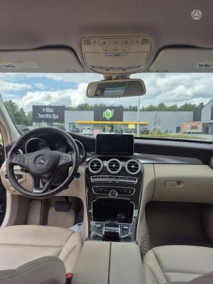 Blue Mercedes-Benz C 300 2015 in Vilnius, with an engine capacity of 1.99 L and mileage of 95 thousand km for 15200 €, photo 10 on AUTOMOTO.COM.LV