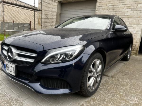Zils Mercedes-Benz C 300 2016 Klaipėda, ar dzinēja tilpumu 2.00 L un nobraukumu 160 tūkst. km par 13000 €, foto 2 vietnē AUTOMOTO.COM.LV