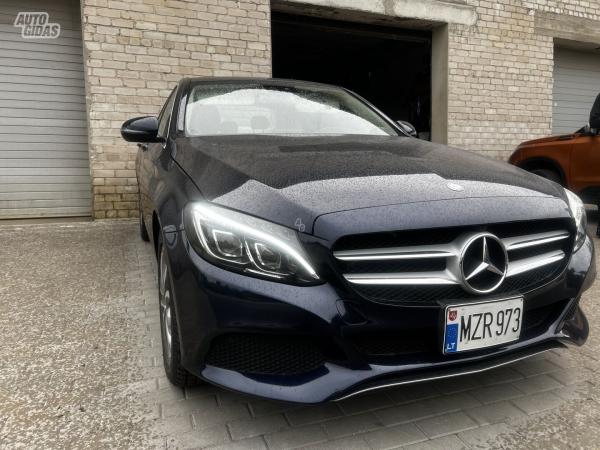 Zils Mercedes-Benz C 300 2016 Klaipėda, ar dzinēja tilpumu 2.00 L un nobraukumu 160 tūkst. km par 13000 €, foto 6 vietnē AUTOMOTO.COM.LV
