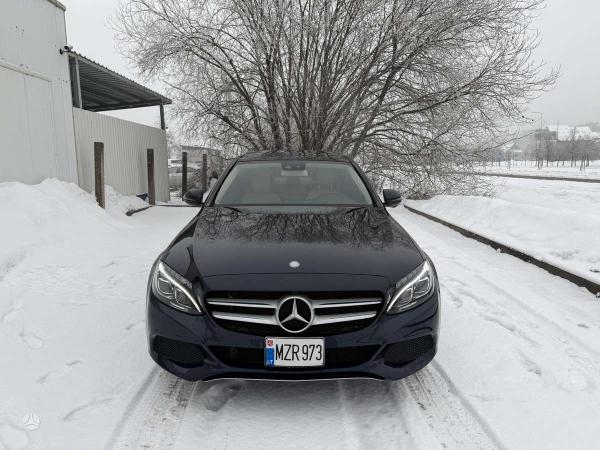 Zils Mercedes-Benz C 300 2016 Kauņa, ar dzinēja tilpumu 2.00 L un nobraukumu 166 tūkst. km par 13000 €, foto 2 vietnē AUTOMOTO.COM.LV