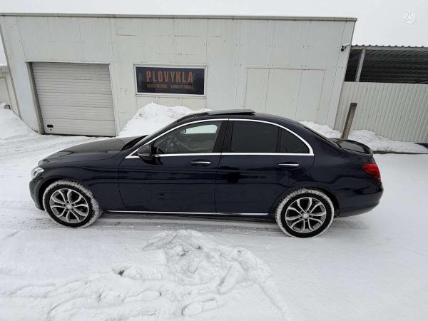 Zils Mercedes-Benz C 300 2016 Kauņa, ar dzinēja tilpumu 2.00 L un nobraukumu 166 tūkst. km par 13000 €, foto 4 vietnē AUTOMOTO.COM.LV