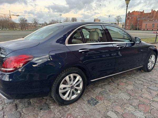 Zils Mercedes-Benz C 300 2019 Klaipėda, ar dzinēja tilpumu 1.99 L un nobraukumu 88 tūkst. km par 24500 €, foto 8 vietnē AUTOMOTO.COM.LV