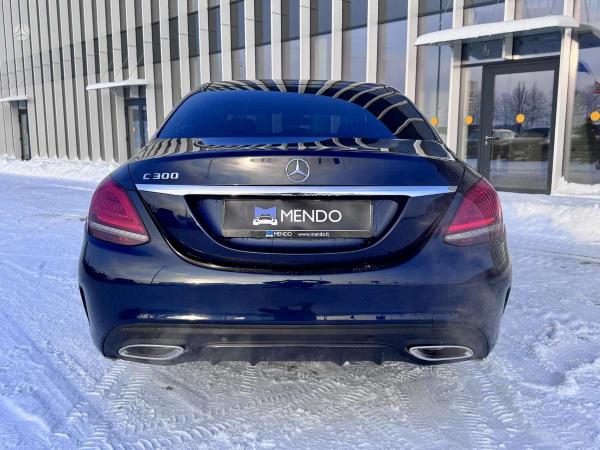 Zils Mercedes-Benz C 300 2020 Viļņa, ar dzinēja tilpumu 1.99 L un nobraukumu 47 tūkst. km par 24900 €, foto 4 vietnē AUTOMOTO.COM.LV