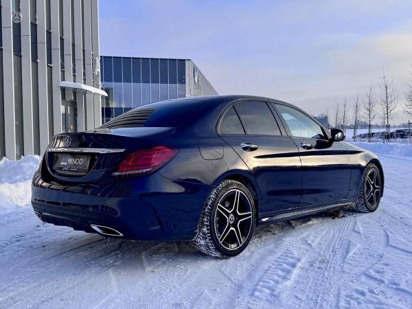 Zils Mercedes-Benz C 300 2020 Viļņa, ar dzinēja tilpumu 1.99 L un nobraukumu 47 tūkst. km par 24900 €, foto 8 vietnē AUTOMOTO.COM.LV