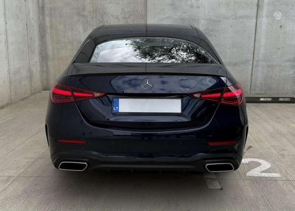 Blue Mercedes-Benz C 300 2021 in Vilnius, with an engine capacity of 2.00 L and mileage of 71 thousand km for 43999 €, photo 4 on AUTOMOTO.COM.LV