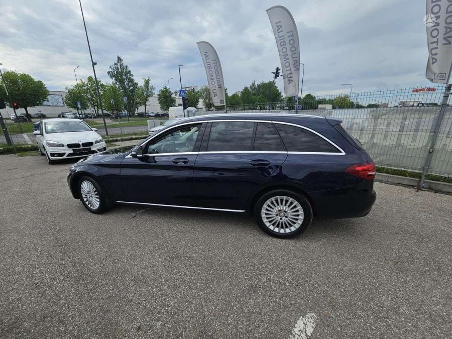 Zils Mercedes-Benz C 300 2016 Kauņa, ar dzinēja tilpumu 2.10 L un nobraukumu 272 tūkst. km par 11999 €, foto 6 vietnē AUTOMOTO.COM.LV