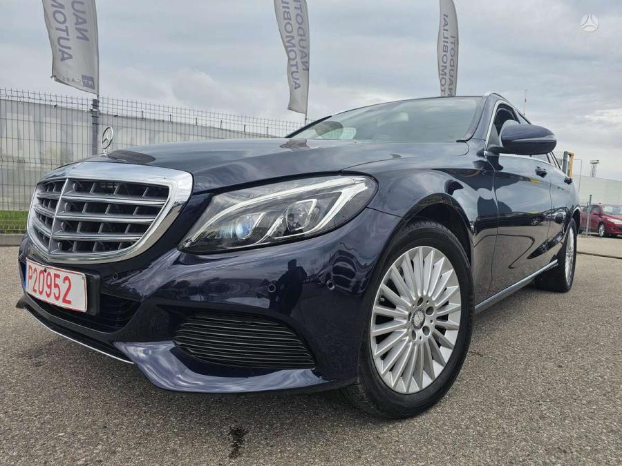Zils Mercedes-Benz C 300 2016 Kauņa, ar dzinēja tilpumu 2.10 L un nobraukumu 272 tūkst. km par 11999 €, foto 19 vietnē AUTOMOTO.COM.LV