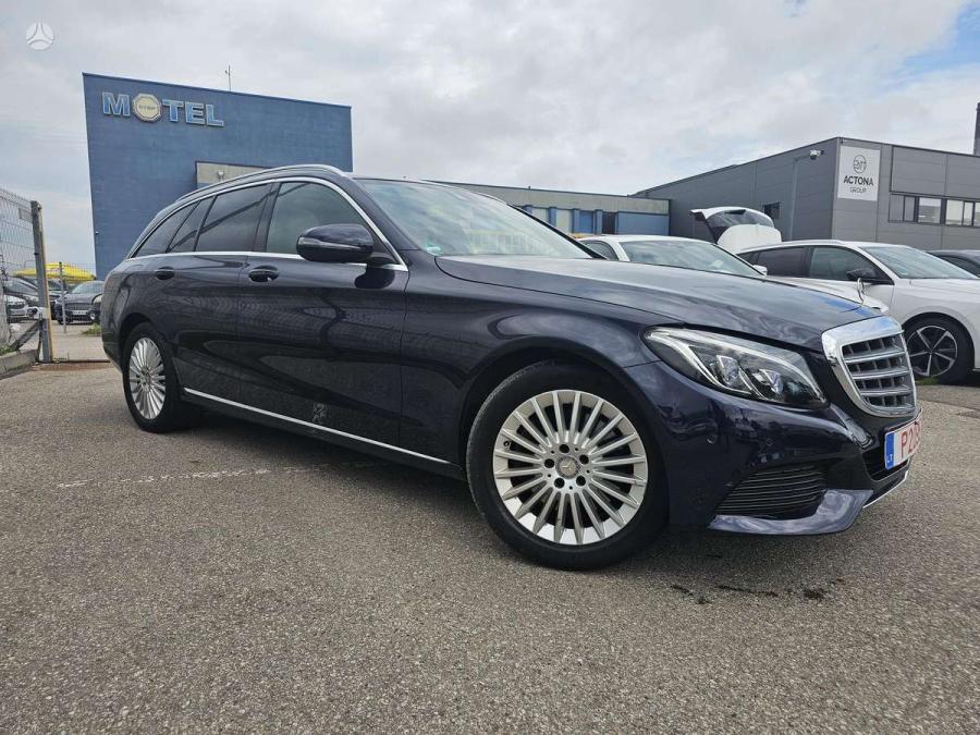 Zils Mercedes-Benz C 300 2016 Kauņa, ar dzinēja tilpumu 2.10 L un nobraukumu 272 tūkst. km par 11999 €, foto 21 vietnē AUTOMOTO.COM.LV