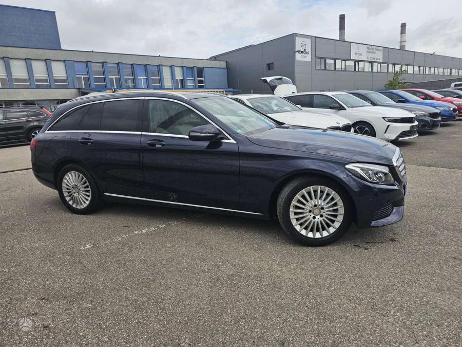 Zils Mercedes-Benz C 300 2016 Kauņa, ar dzinēja tilpumu 2.10 L un nobraukumu 272 tūkst. km par 11999 €, foto 22 vietnē AUTOMOTO.COM.LV