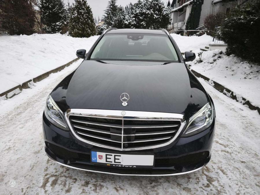 Blue Mercedes-Benz C 300 2019 in Kaunas, with an engine capacity of 1.99 L and mileage of 51 thousand km for 22500 €, photo 1 on AUTOMOTO.COM.LV
