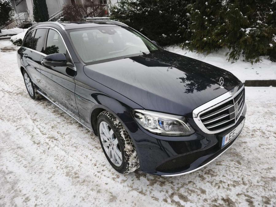 Blue Mercedes-Benz C 300 2019 in Kaunas, with an engine capacity of 1.99 L and mileage of 51 thousand km for 22500 €, photo 3 on AUTOMOTO.COM.LV