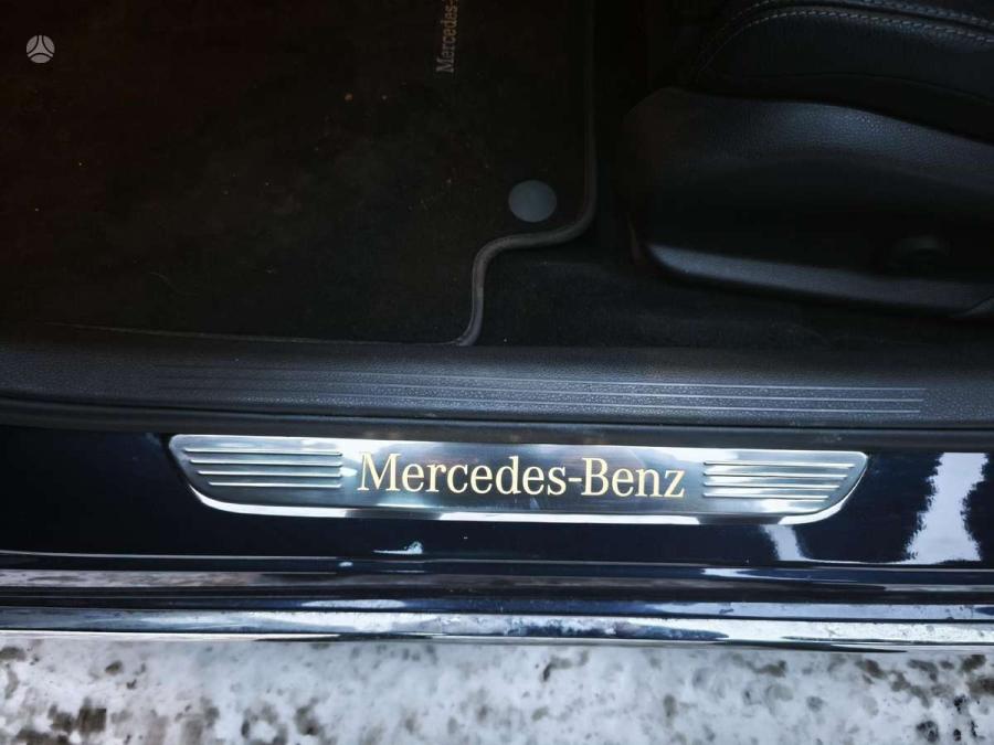Blue Mercedes-Benz C 300 2019 in Kaunas, with an engine capacity of 1.99 L and mileage of 51 thousand km for 22500 €, photo 16 on AUTOMOTO.COM.LV
