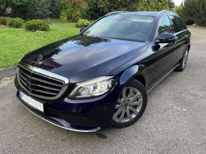 Zils Mercedes-Benz C 300 2019 Kauņa, ar dzinēja tilpumu 1.99 L un nobraukumu 59 tūkst. km par 20500 €, foto  vietnē AUTOMOTO.COM.LV