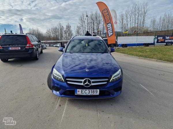 Blue Mercedes-Benz C 300 2020 in Kaunas, with an engine capacity of 2.00 L and mileage of 313 thousand km for 17000 €, photo 2 on AUTOMOTO.COM.LV