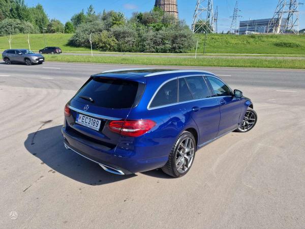 Синий Мерседес Ц 300 2020 в Каунас, объемом двигателя 1.95 л и пробегом 318 тыс. км за 13990 €, фото 7 на AUTOMOTO.COM.LV