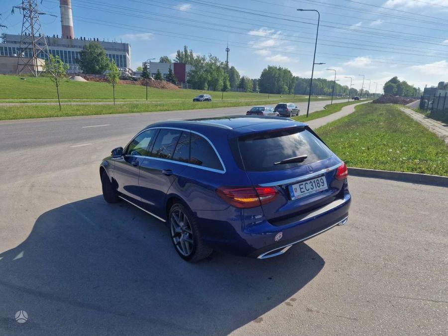 Синий Мерседес Ц 300 2020 в Каунас, объемом двигателя 1.95 л и пробегом 318 тыс. км за 13990 €, фото 10 на AUTOMOTO.COM.LV