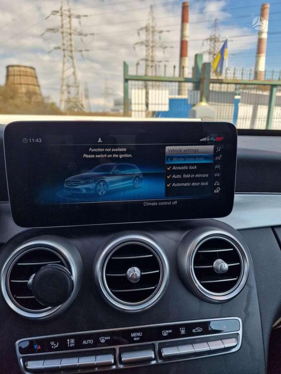 Синий Мерседес Ц 300 2020 в Каунас, объемом двигателя 1.95 л и пробегом 318 тыс. км за 13990 €, фото 28 на AUTOMOTO.COM.LV