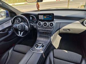 Blue Mercedes-Benz C 300 2020 in Kaunas, with an engine capacity of 1.95 L and mileage of 319 thousand km for 12990 €, photo 28 on AUTOMOTO.COM.LV