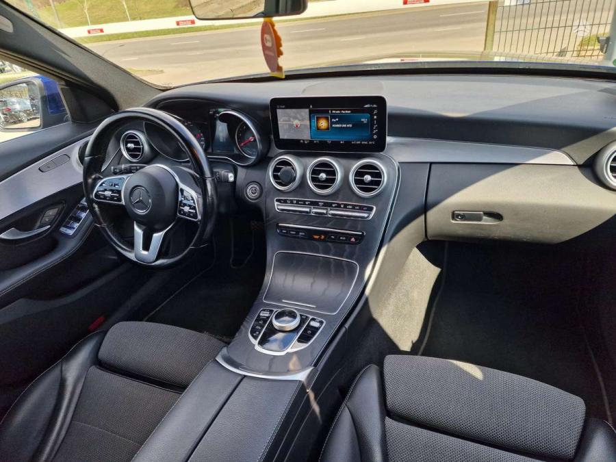 Blue Mercedes-Benz C 300 2020 in Kaunas, with an engine capacity of 1.95 L and mileage of 319 thousand km for 12990 €, photo 28 on AUTOMOTO.COM.LV
