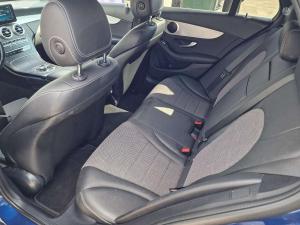 Blue Mercedes-Benz C 300 2020 in Kaunas, with an engine capacity of 1.95 L and mileage of 319 thousand km for 12990 €, photo 31 on AUTOMOTO.COM.LV