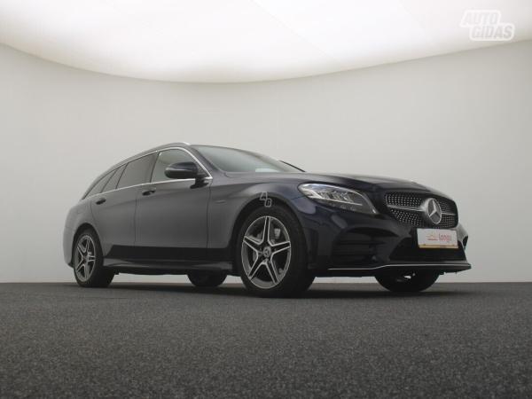 Blue Mercedes-Benz C 300 2021 in Vilnius, with an engine capacity of 2.00 L and mileage of 204 thousand km for 21899 €, photo 11 on AUTOMOTO.COM.LV