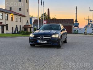 Синий Мерседес Ц 300 2022 в Лиепая, объемом двигателя 2.00 л и пробегом 200 тыс. км за 26800 €, фото 5 на AUTOMOTO.COM.LV