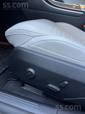 Zils Mercedes-Benz C 300 2023 Rīga, ar dzinēja tilpumu 2.00 L un nobraukumu 146 tūkst. km par 28500 €, foto 26 vietnē AUTOMOTO.COM.LV