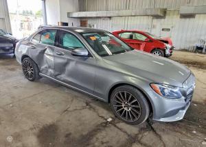 Brūns Mercedes-Benz C 300 2016 Kauņa, ar dzinēja tilpumu 1.99 L un nobraukumu 160 tūkst. km par 6500 €, foto 3 vietnē AUTOMOTO.COM.LV