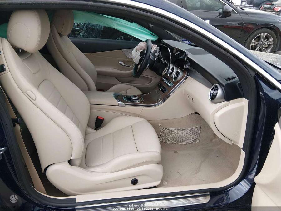 Mercedes-Benz C 300 2020 Kauņa, ar dzinēja tilpumu 1.99 L un nobraukumu 57 tūkst. km par 13310 €, foto 5 vietnē AUTOMOTO.COM.LV