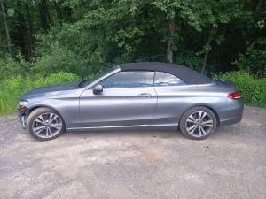 Grey Mercedes-Benz C 300 2017 in Vilnius, with an engine capacity of 2.00 L and mileage of 187 thousand km for 16000 €, photo 3 on AUTOMOTO.COM.LV