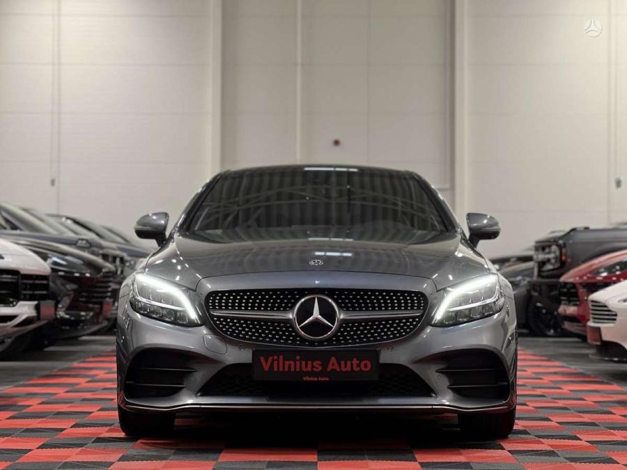 Grey Mercedes-Benz C 300 2019 in Vilnius, with an engine capacity of 1.50 L and mileage of 60 thousand km for 25399 €, photo 2 on AUTOMOTO.COM.LV