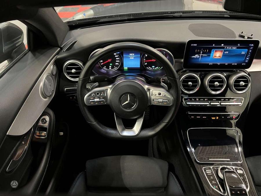 Grey Mercedes-Benz C 300 2019 in Vilnius, with an engine capacity of 1.50 L and mileage of 60 thousand km for 25399 €, photo 20 on AUTOMOTO.COM.LV
