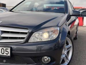 Grey Mercedes-Benz C 300 2009 in Vilnius, with an engine capacity of 3.00 L and mileage of 240 thousand km for 6790 €, photo 7 on AUTOMOTO.COM.LV