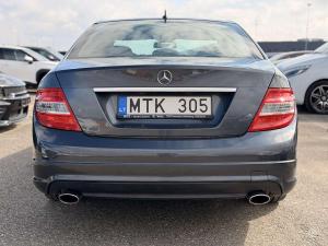 Grey Mercedes-Benz C 300 2009 in Vilnius, with an engine capacity of 3.00 L and mileage of 240 thousand km for 6790 €, photo 21 on AUTOMOTO.COM.LV
