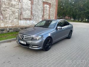 Серый Мерседес Ц 300 2012 в Резекне, объемом двигателя 3.00 л и пробегом 293 тыс. км за 8795 €, фото  на AUTOMOTO.COM.LV